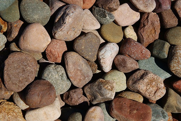 Red Flint River Rock – Lang Stone