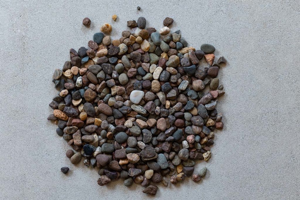 Red Flint River Rock – Lang Stone