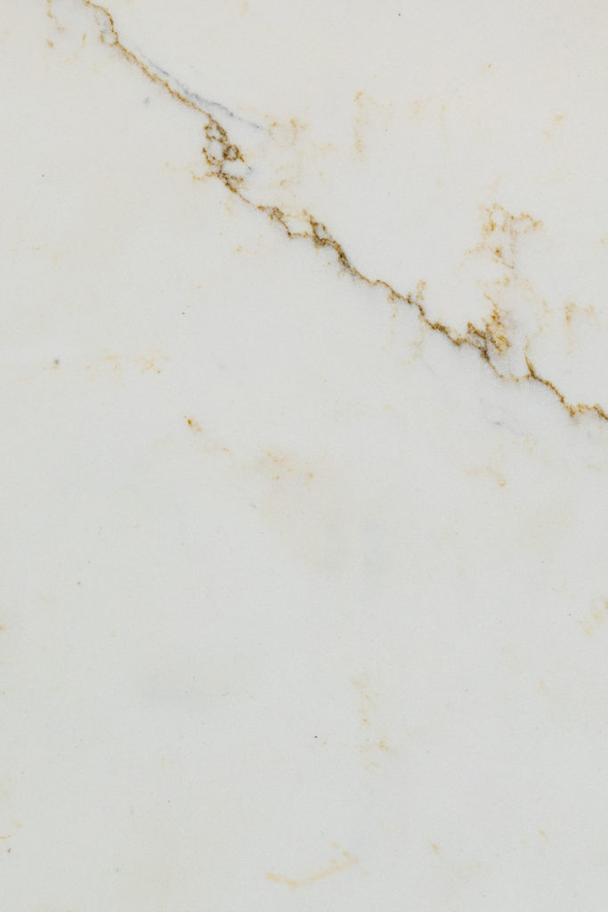 Ganges Gold Quartz – Lang Stone